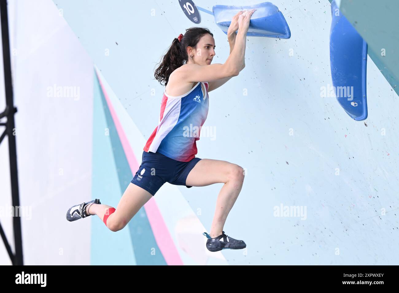 AVEZOU Zelia (FRA), AUGUST 6, 2024 - Sport Climbing : Women's Boulder ...