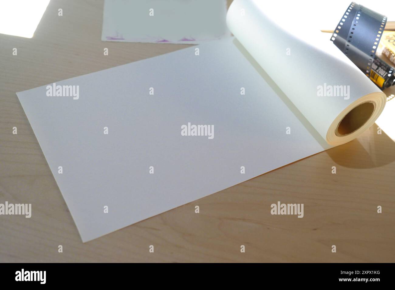 Sheet blank hi-res stock photography and images - Alamy
