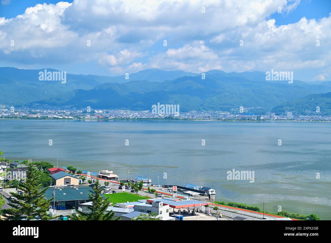 Beautiful Scenery of Lake Suwa, Natural Landmark in Nagano Prefecture ...