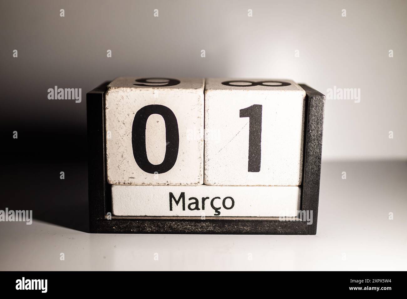 March 1st wooden calendar hi-res stock photography and images - Alamy