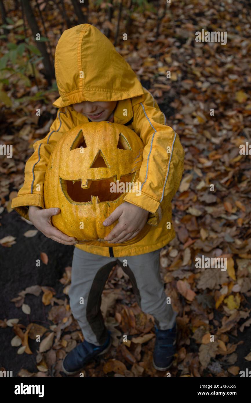 Evil face child hi-res stock photography and images - Alamy