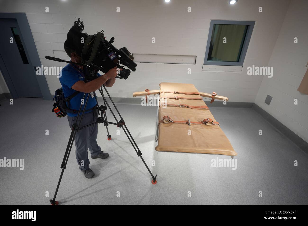 The lethal injection table is shown in the execution chamber at the ...