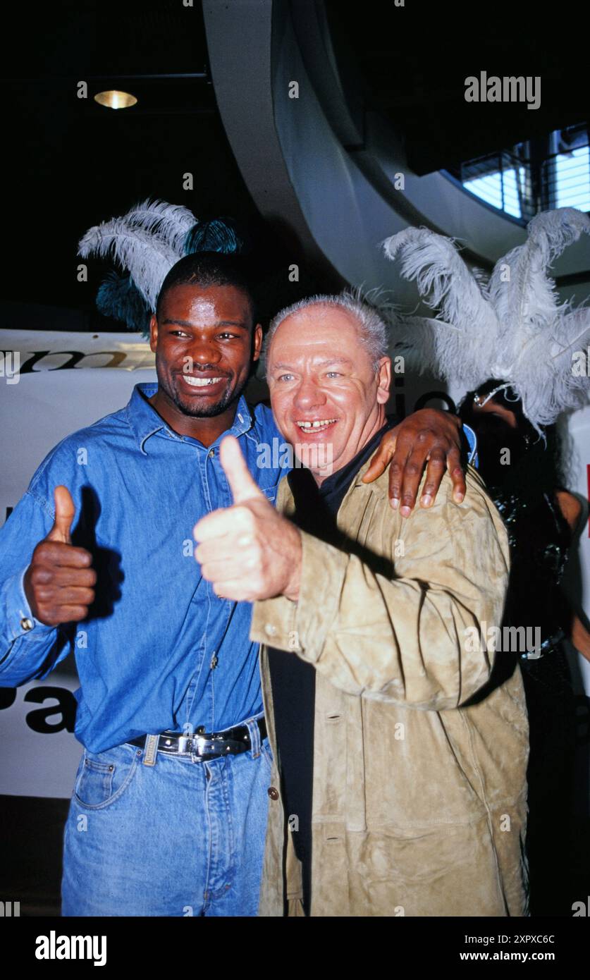 Box profi hi-res stock photography and images - Alamy