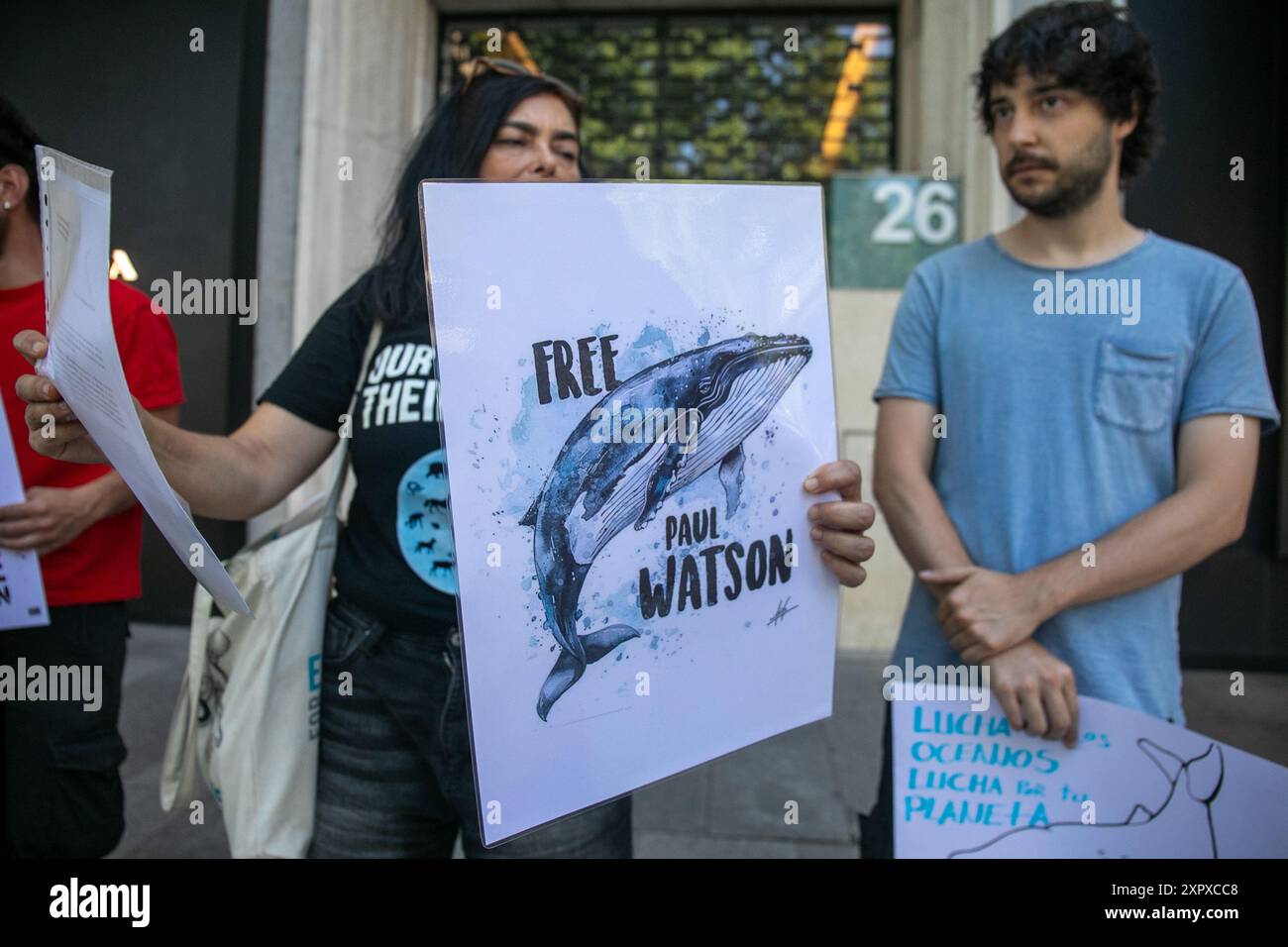 Anti hunting posters hi-res stock photography and images - Alamy