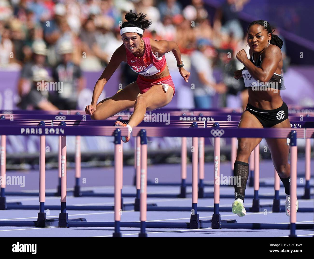 Paris, France. 8th Aug, 2024. Lin Yuwei (L) of China competes during ...