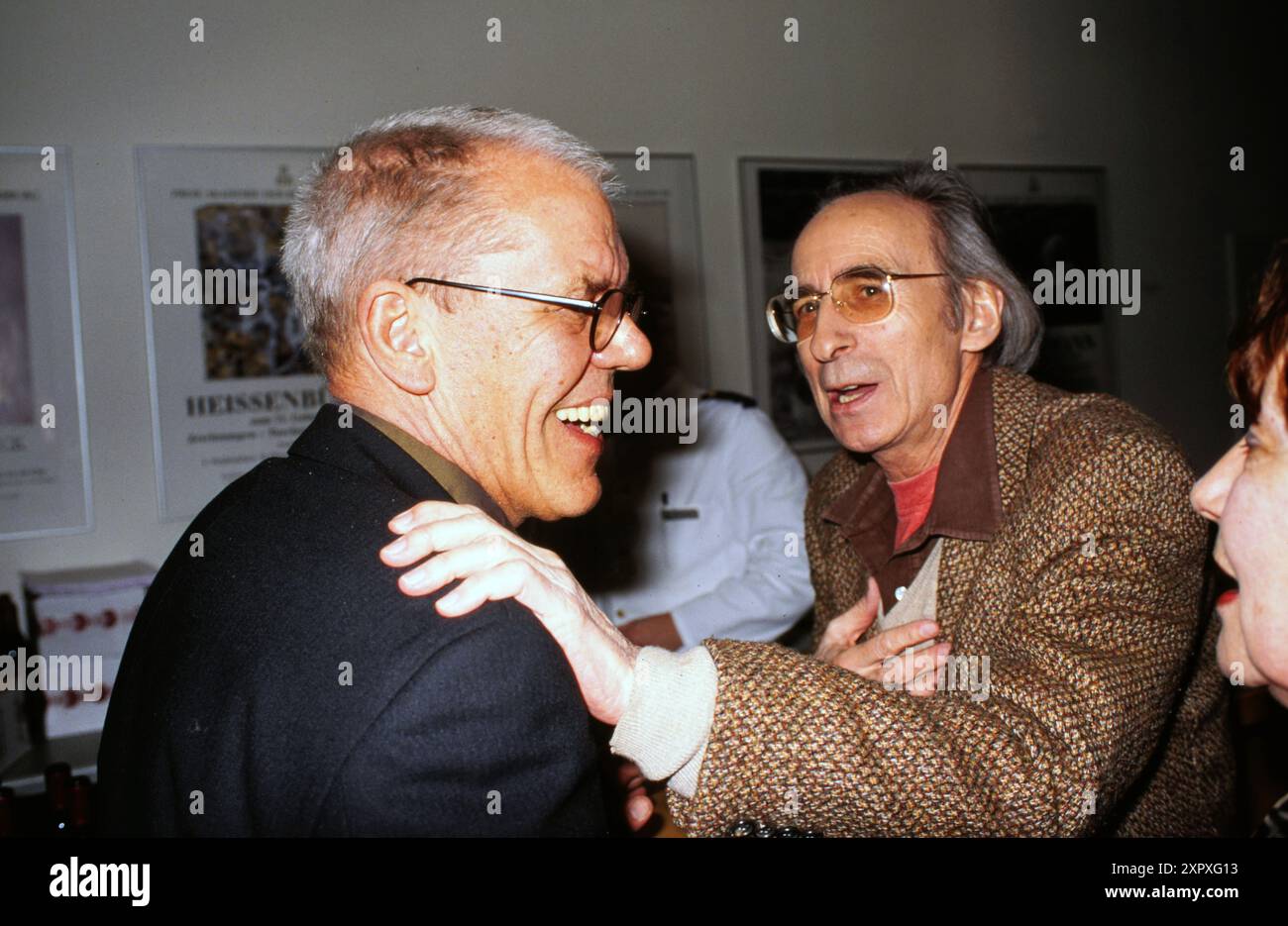 Schauspieler Peter Striebeck im heiteren Gespräch mit Lyriker Peter ...