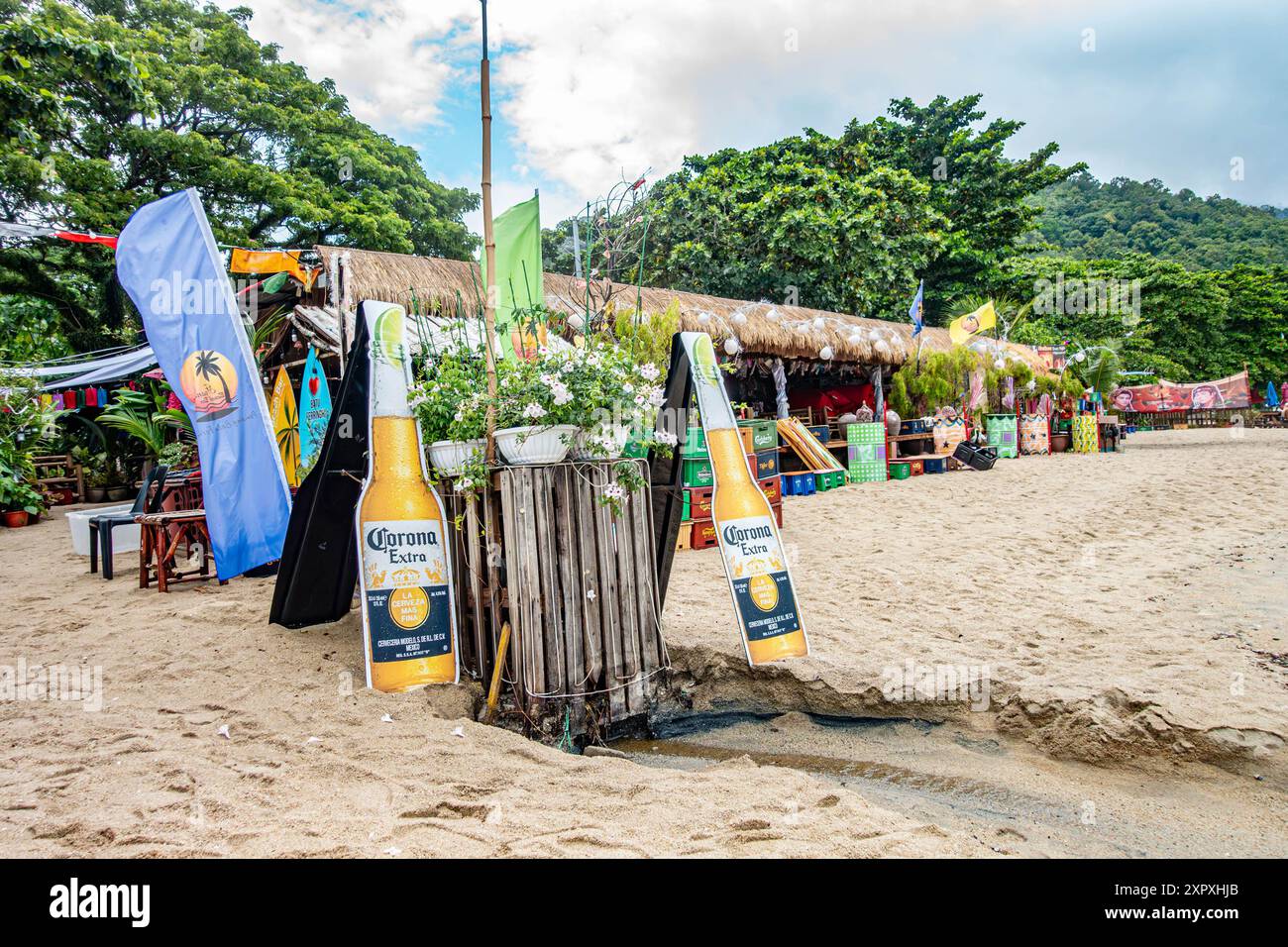 The Frandy Beach Bar and restaurant in Batu Ferringhi in Penang ...