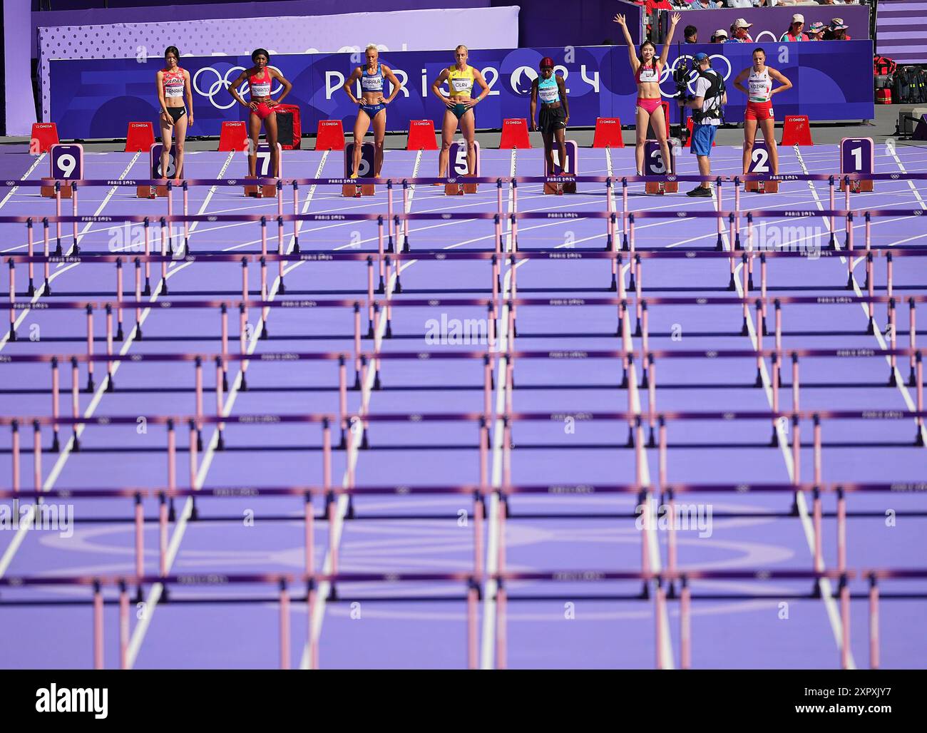 Wu yanni 2024 hi-res stock photography and images - Alamy