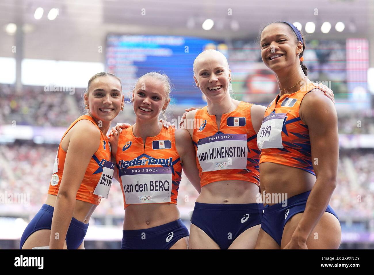 Paris, France. 8th Aug, 2024. Team the Netherlands react after the ...