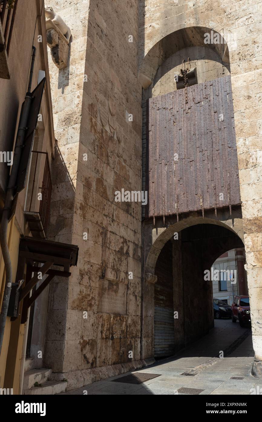 Torre dell’elefante hi-res stock photography and images - Alamy