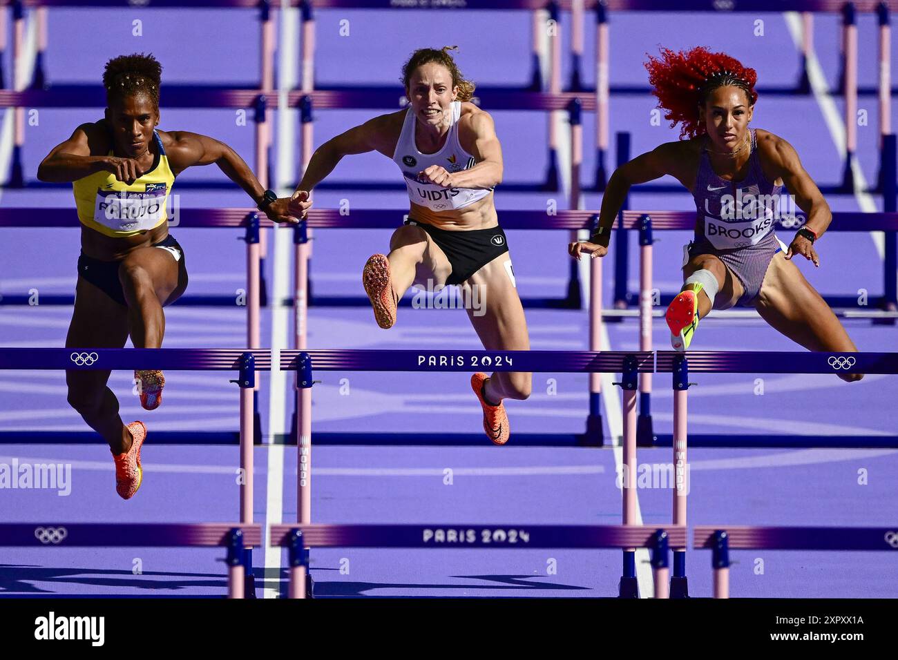 Paris, France. 08th Aug, 2024. Colombian Martha Araujo, Belgian athlete Noor Vidts and US ...