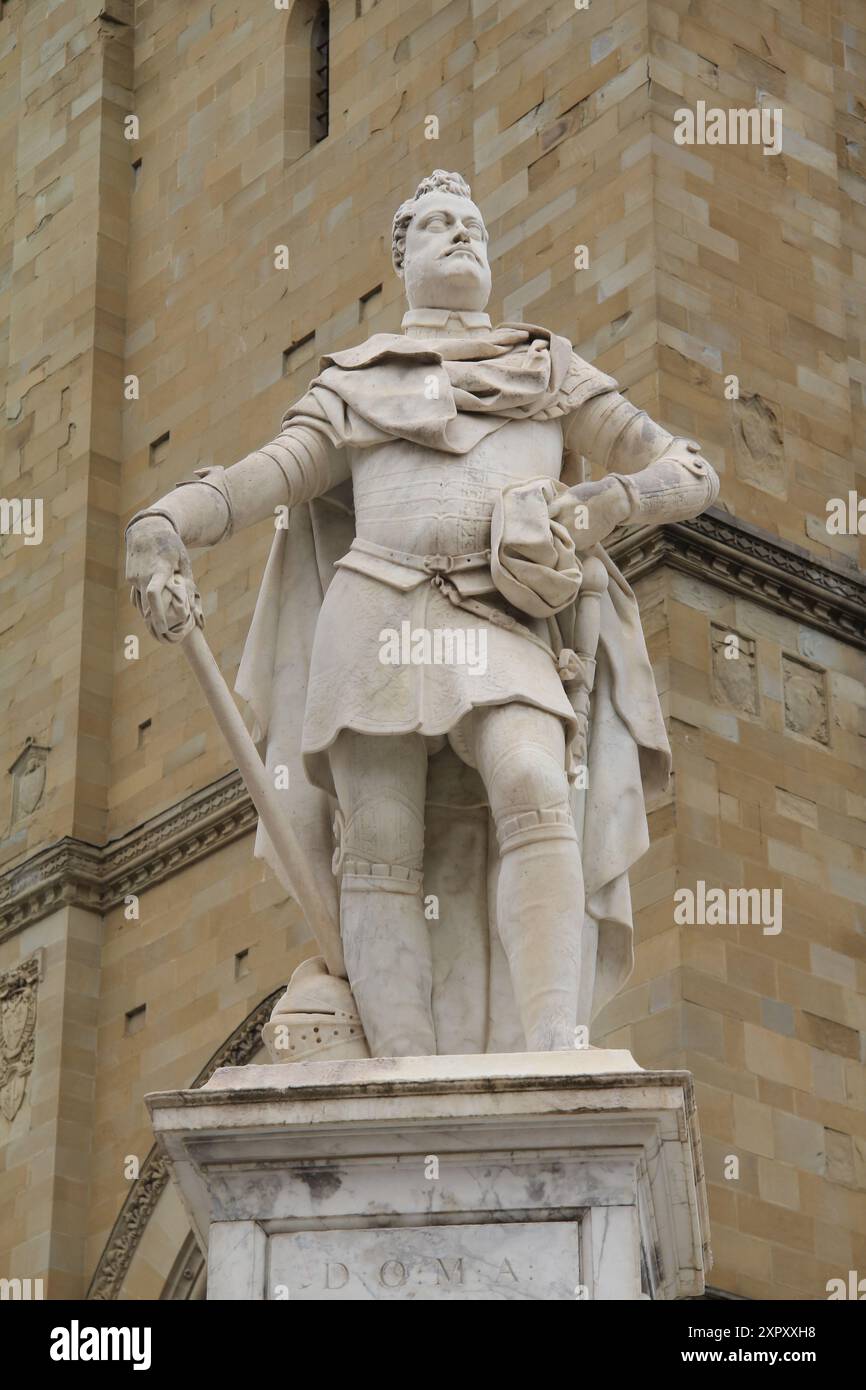 Statue of Ferdinando I de Medici in Arezzo, Italy Stock Photo - Alamy