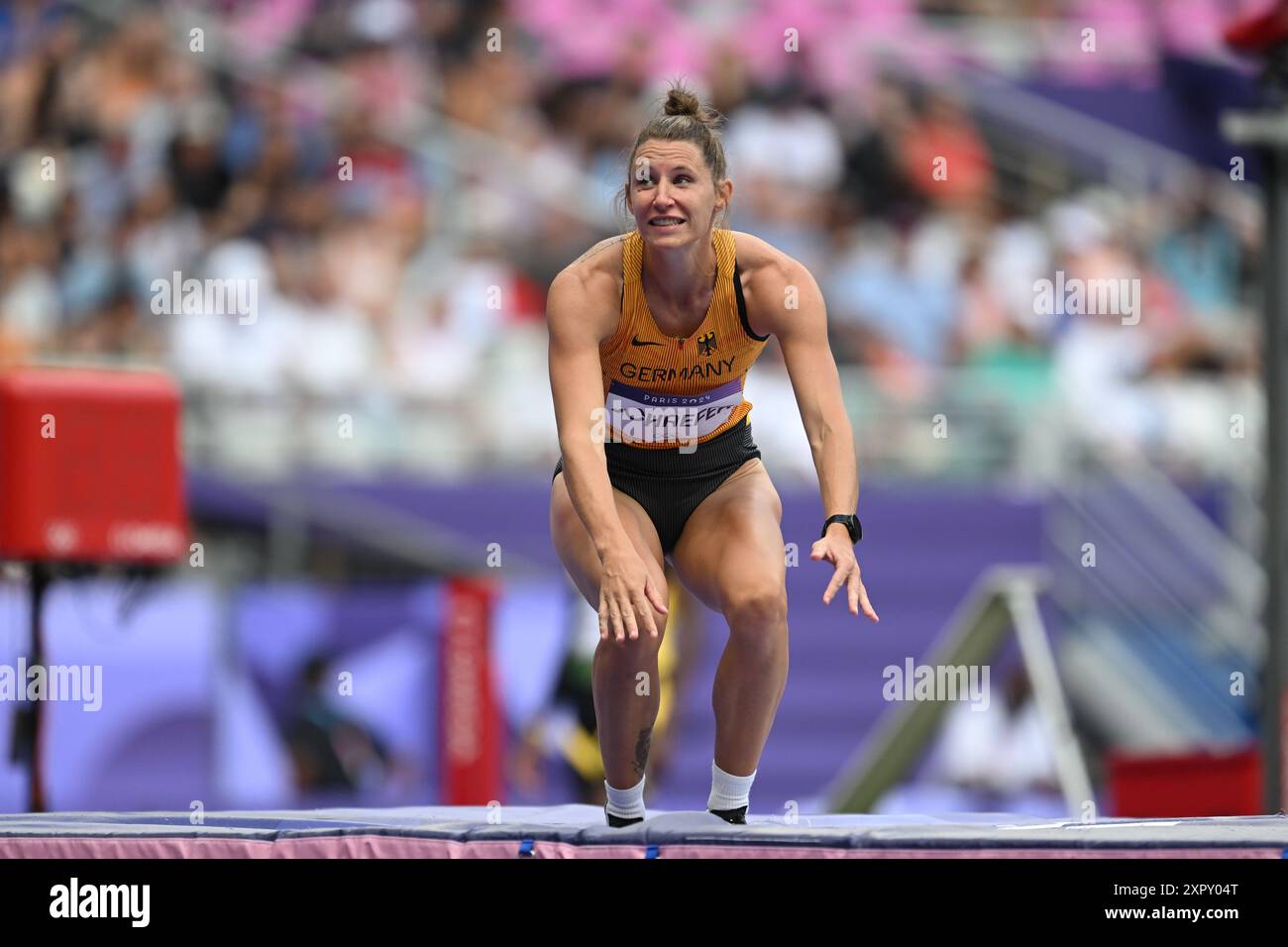 Carolin schafer paris hi-res stock photography and images - Alamy