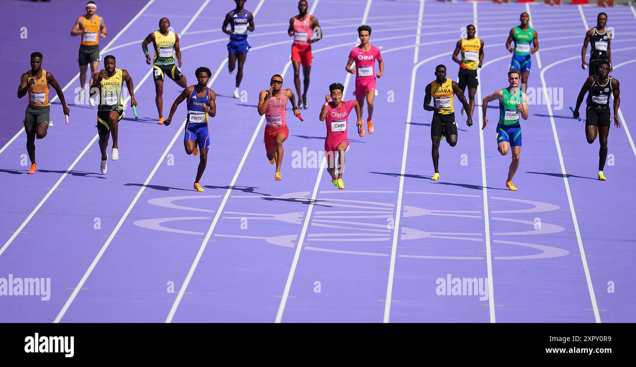 Paris, France. 8th Aug, 2024. Chen Jiapeng (4th R front) of team China ...