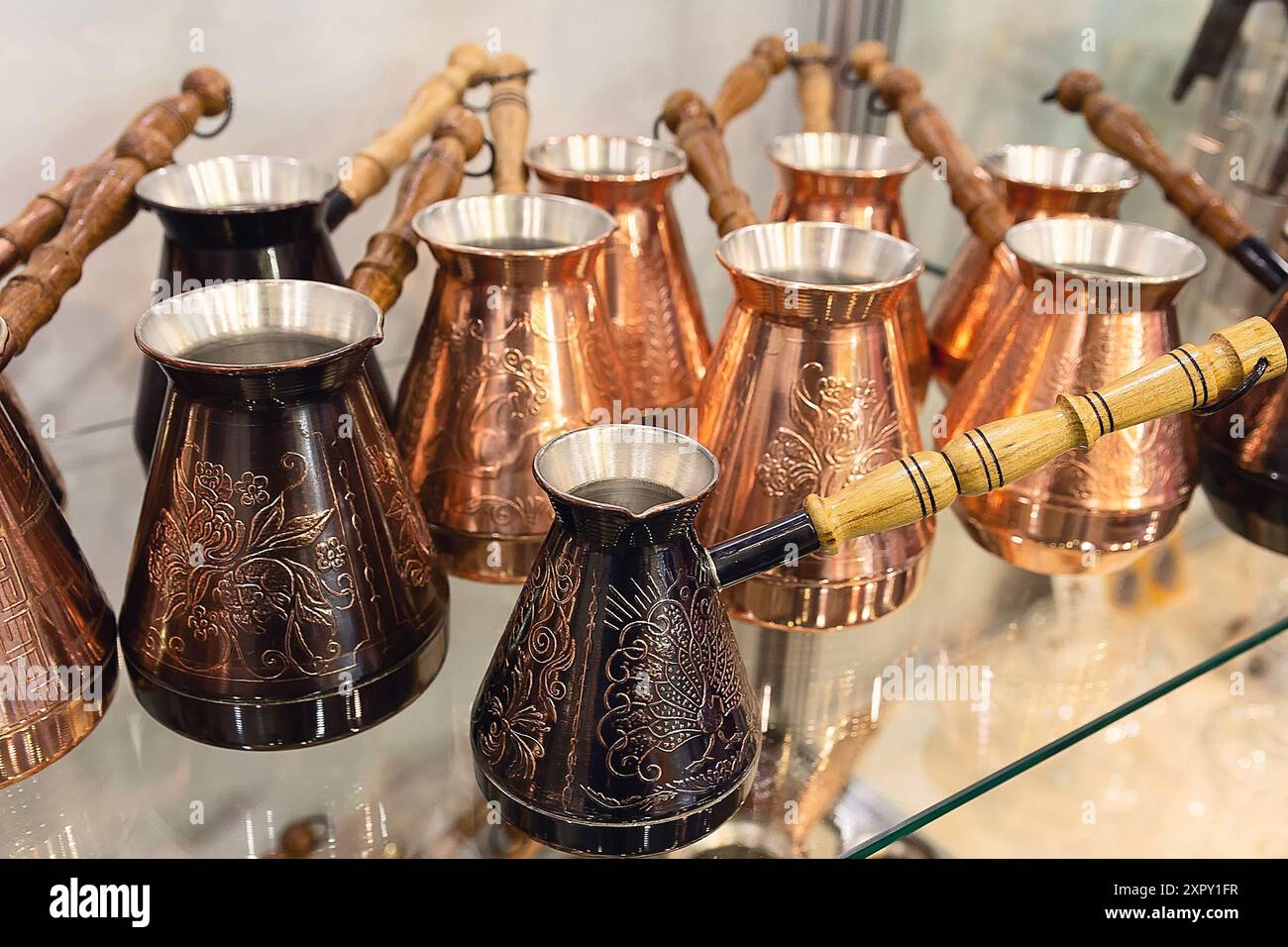 Arab coffee pots hi-res stock photography and images - Alamy