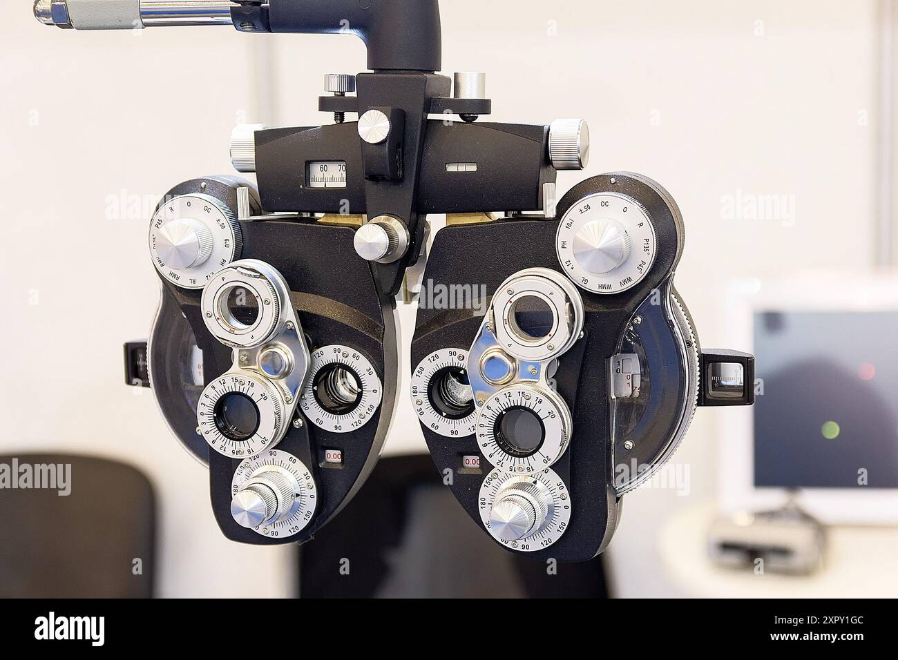 Eye chart chart used measure hi-res stock photography and images - Alamy