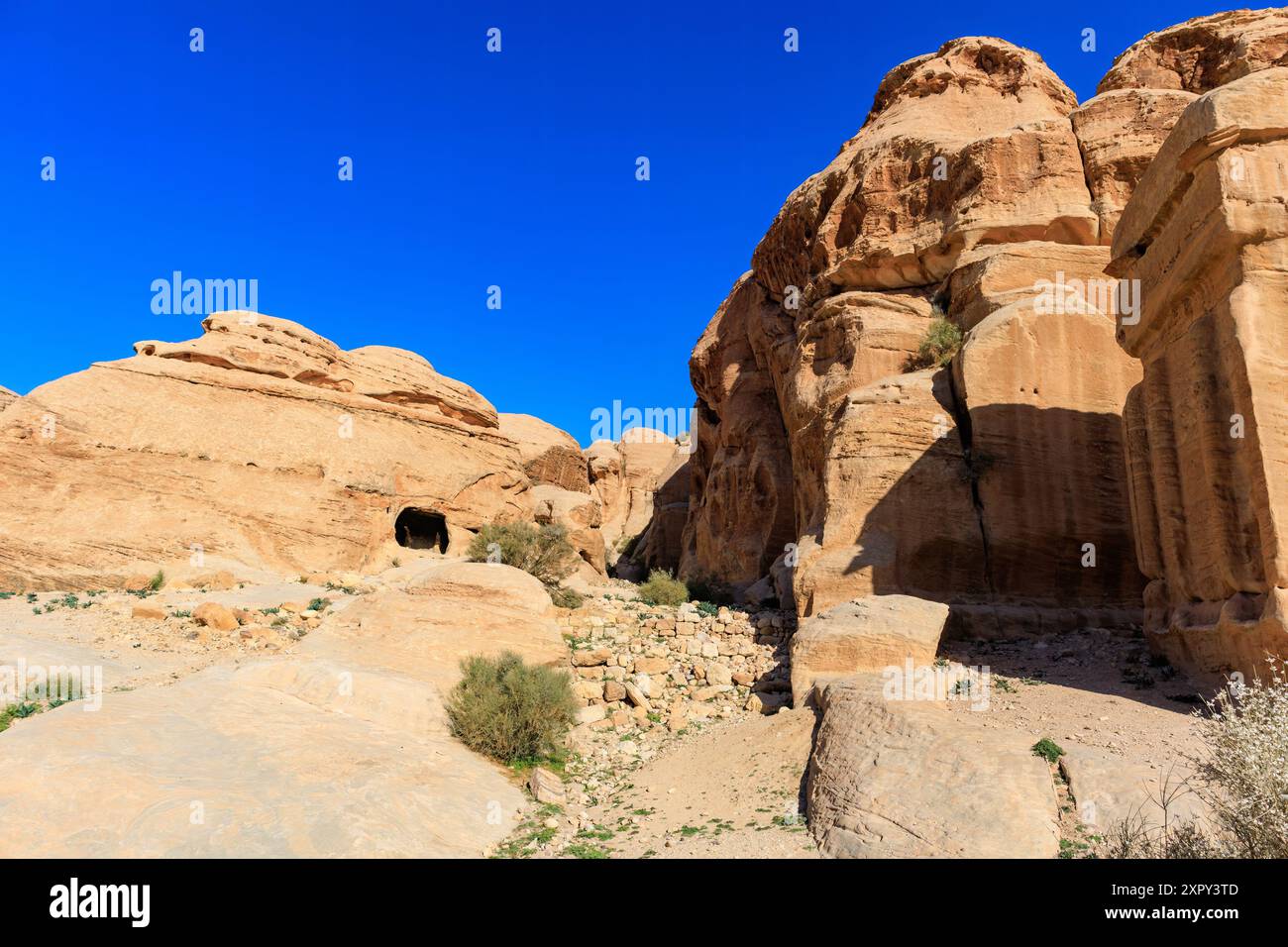 Landscapes in the Wadi Musa desert in Jordan near Petra Stock Photo - Alamy