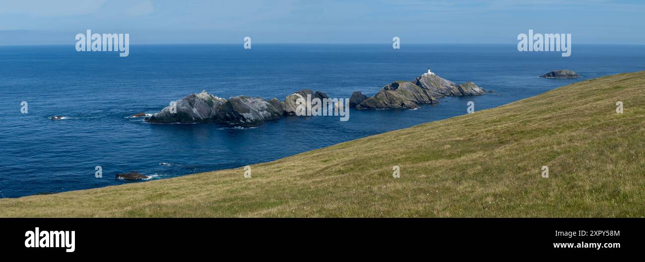 Muckle Flugga Lighthouse and Out Stack, Britain's most northerly point ...