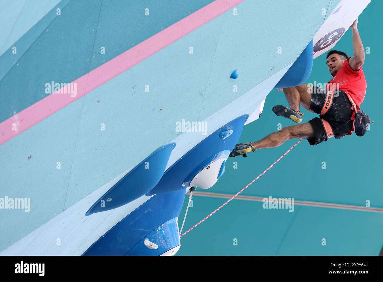 PARIS, FRANCE - AUGUST 07: Alberto Gines Lopez of Team Spain competes ...