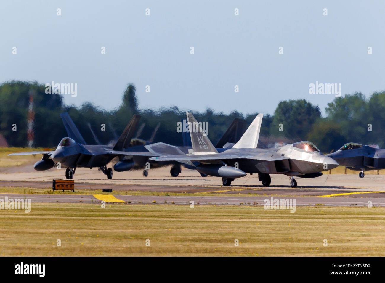 Lakenheath, England. 8 August, 2024. 12 USAF F-22 stealth fighters ...