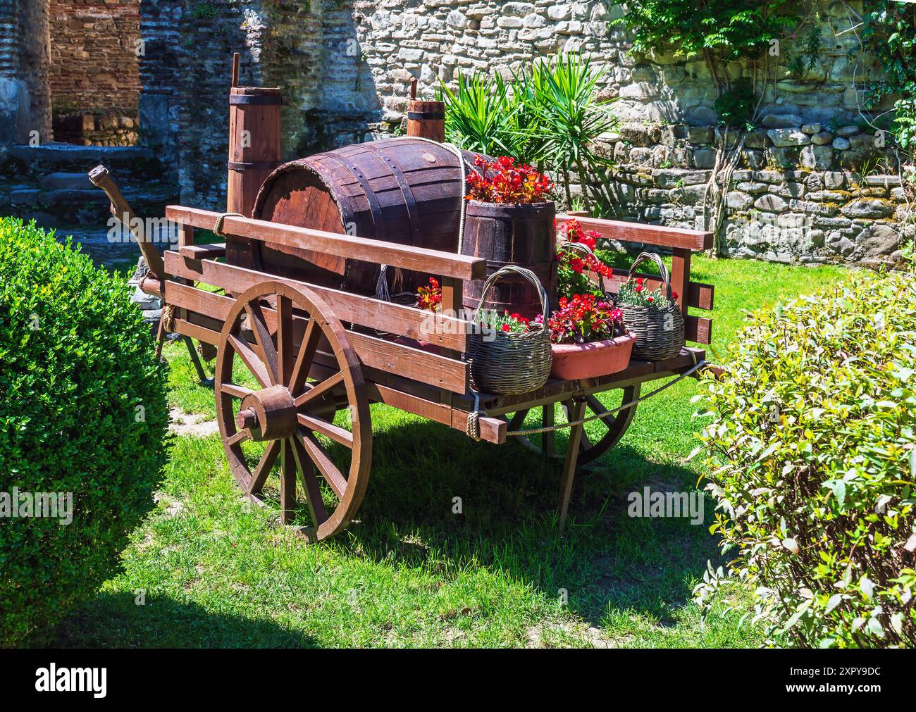 Elbasan Castle (Albanian: Kalaja e Elbasanit) is a 15th-century ...