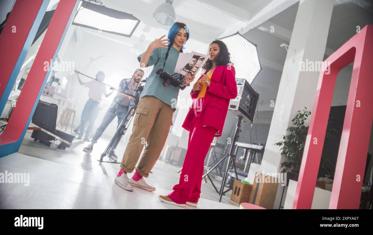 Female director in black hi-res stock photography and images - Alamy