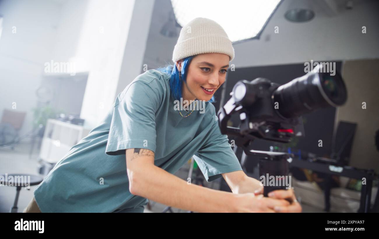 Camera focusing in on bright hi-res stock photography and images - Alamy