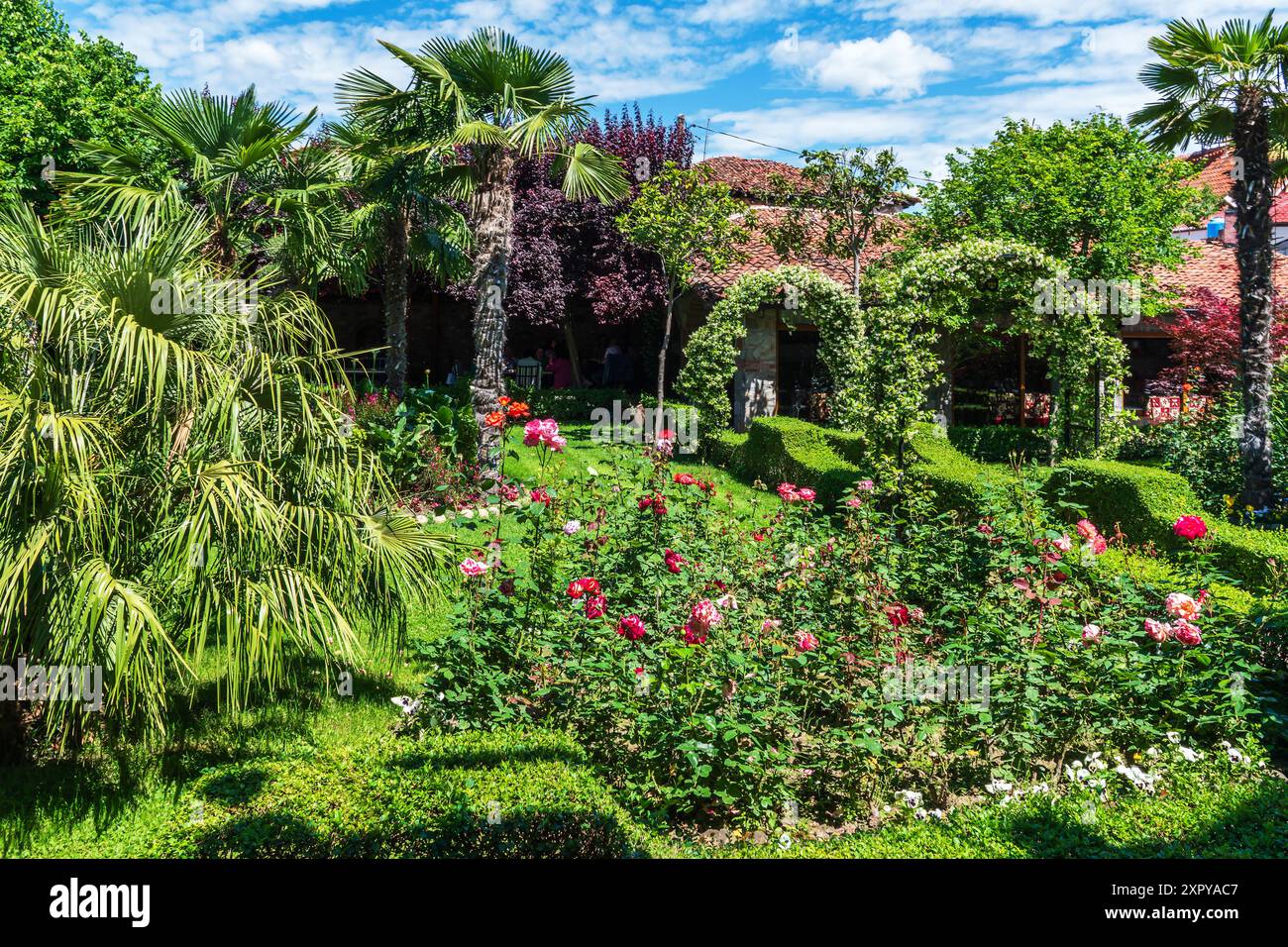 Elbasan Castle (Albanian: Kalaja e Elbasanit) is a 15th-century ...