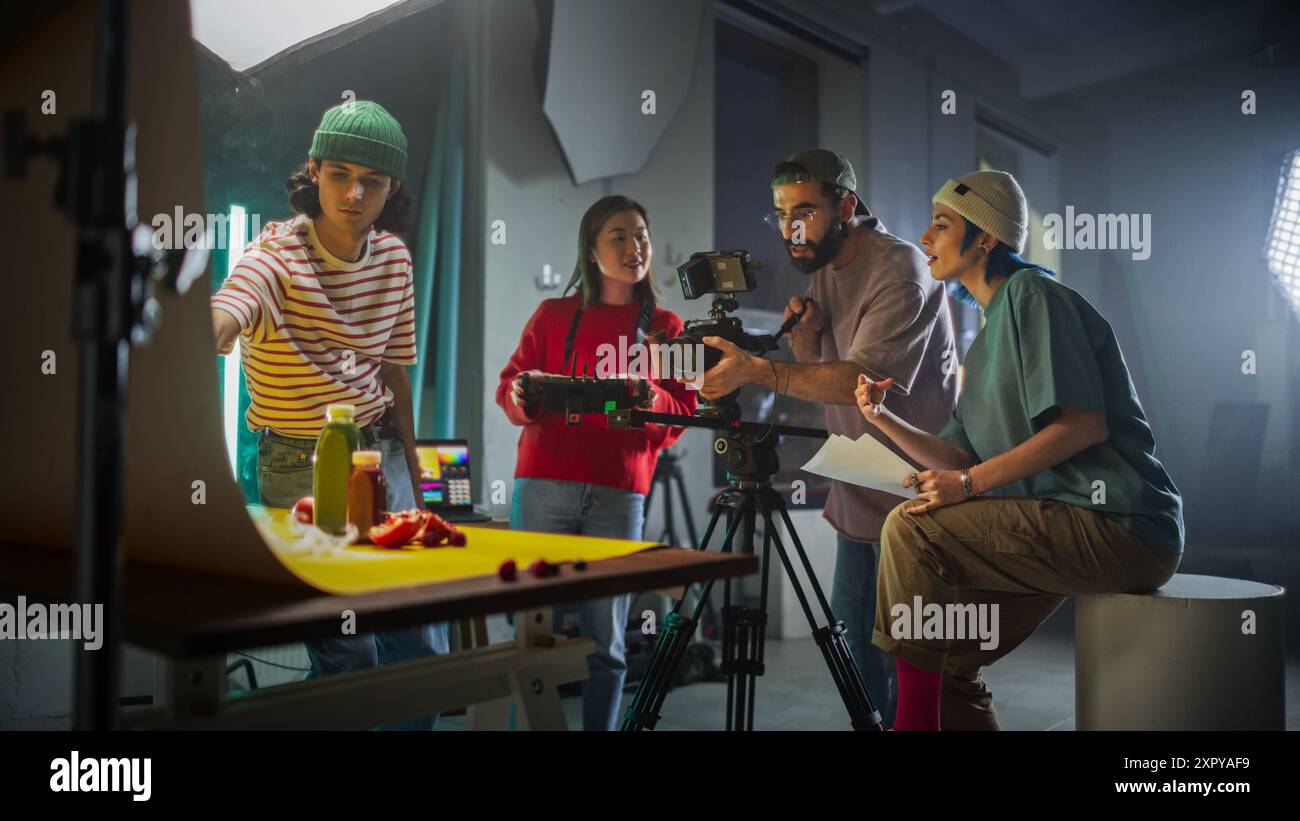 Film production crew lighting scene hi-res stock photography and images ...