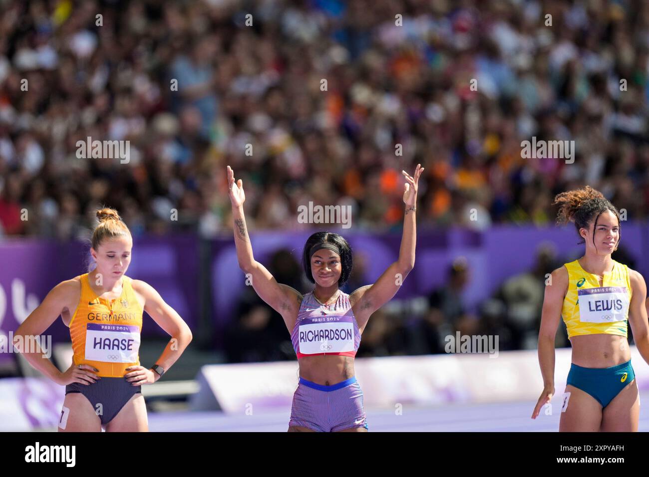 Paris, France. 08th Aug, 2024. Sha'carri Richardson, center of Team USA ...