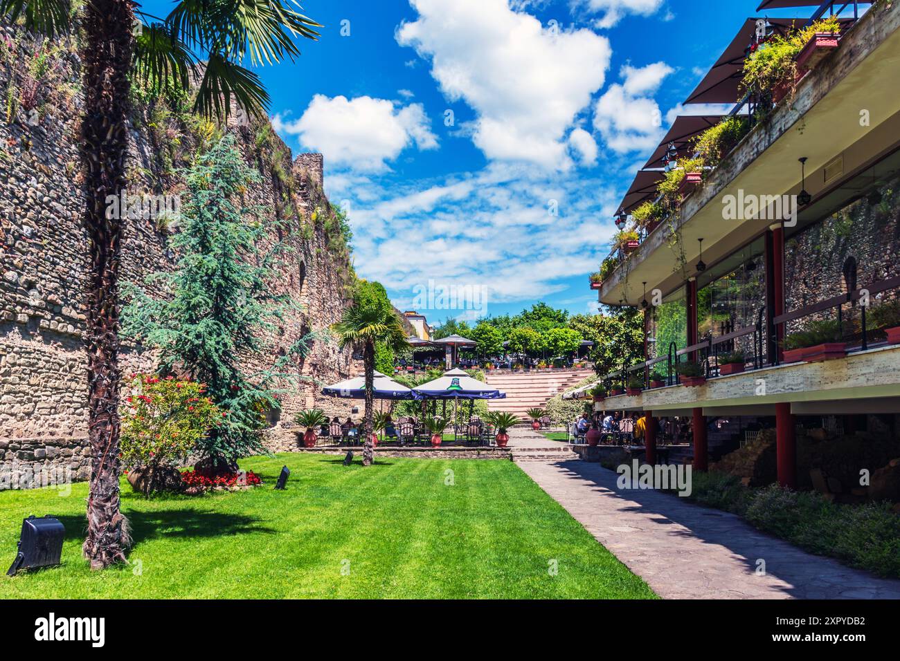 Elbasan Castle (Albanian: Kalaja e Elbasanit) is a 15th-century ...