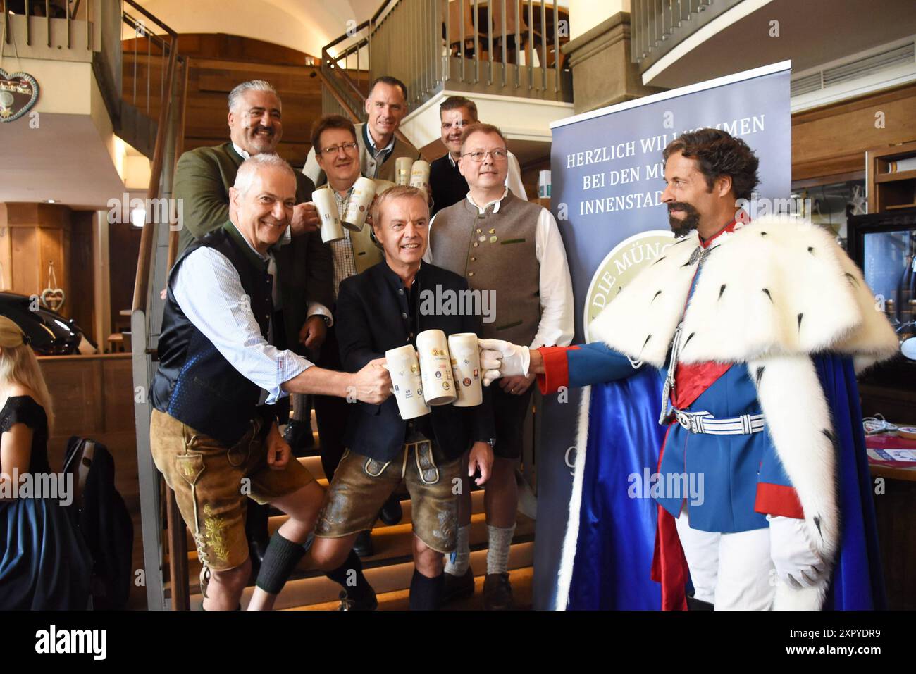 Dr Michael Moeller Hofbraeu Vorstand Oliver Wendel Wirt Gregor Lemke ...