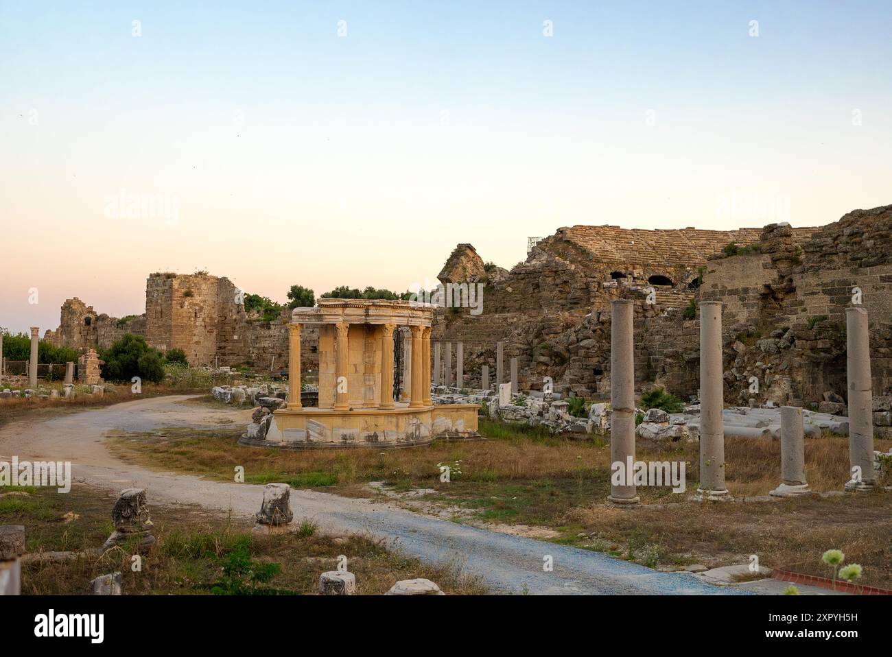 Side turkey agora ancient amphitheater theater greek roman hi-res stock ...