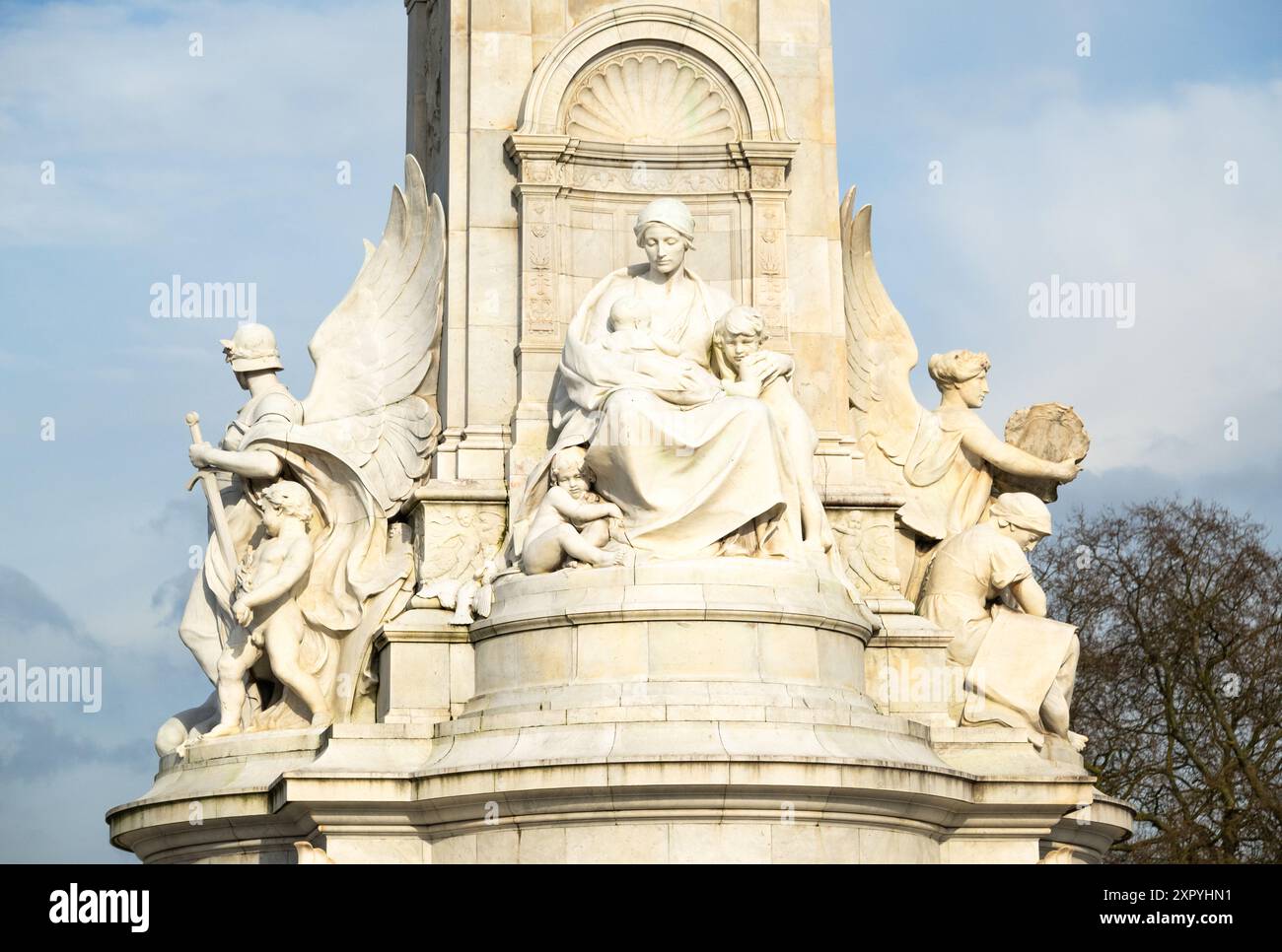Angel of justice hi-res stock photography and images - Alamy