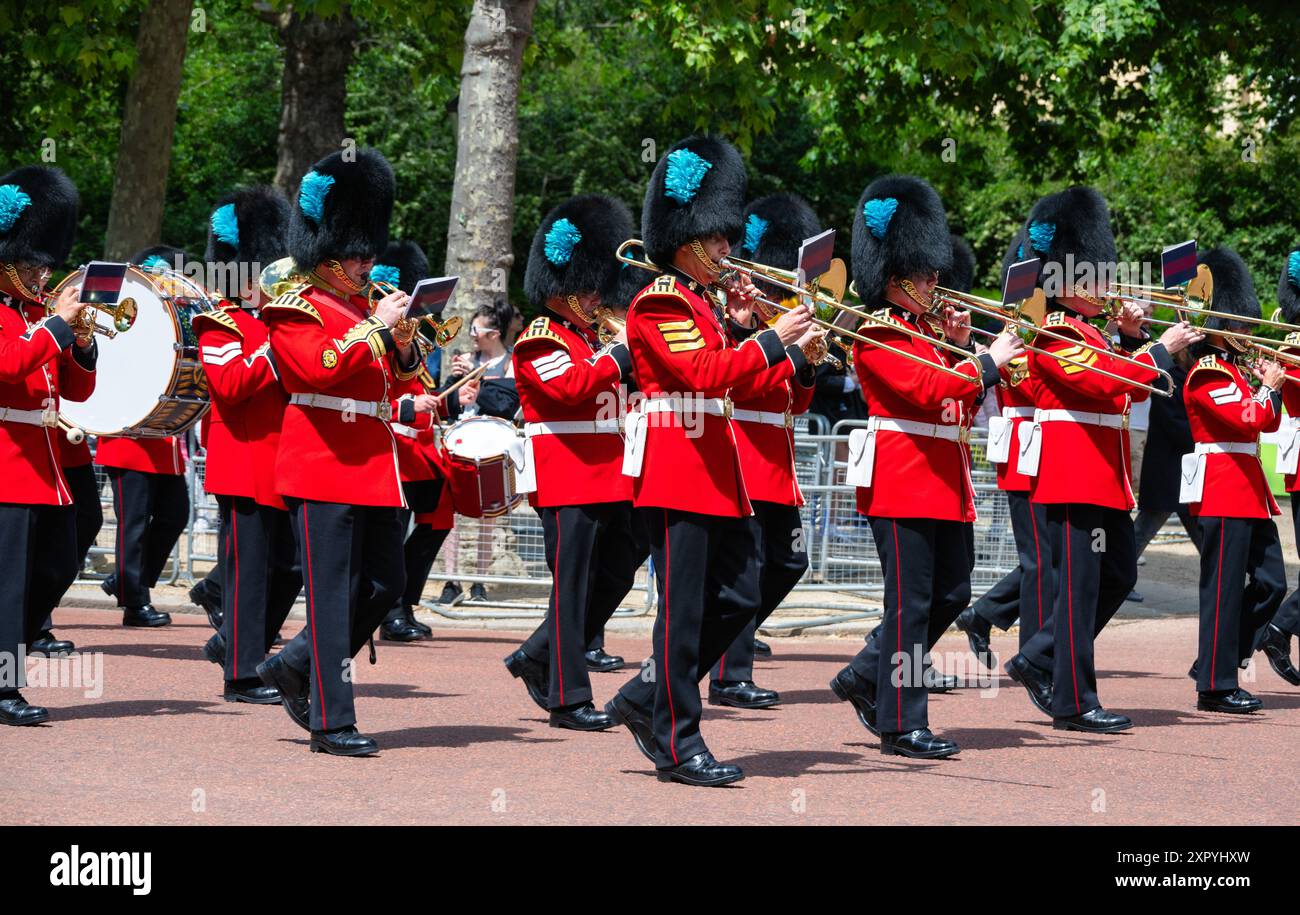The Band of the Irish Guards at Changing the Guard ceremony (Guard ...