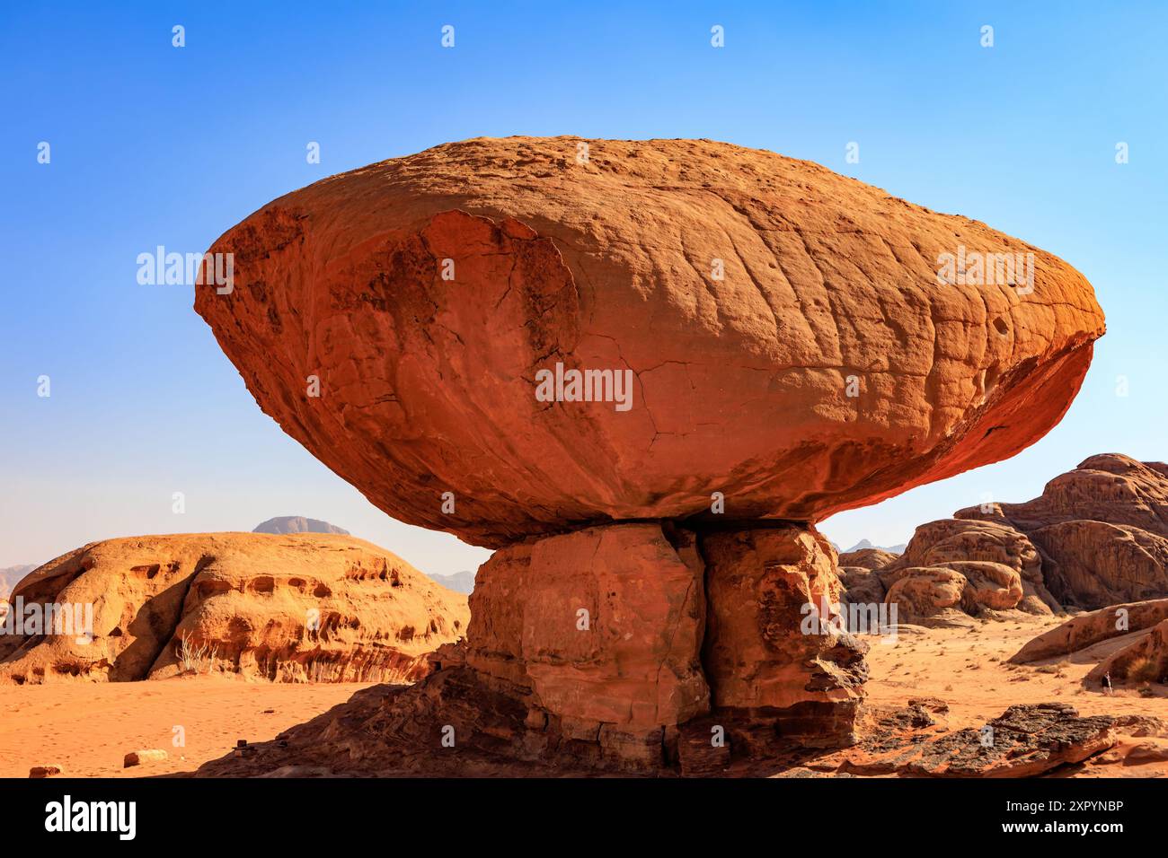 The iconic Mushroom Rock in the Wadi Rum desert in Jordan Stock Photo ...