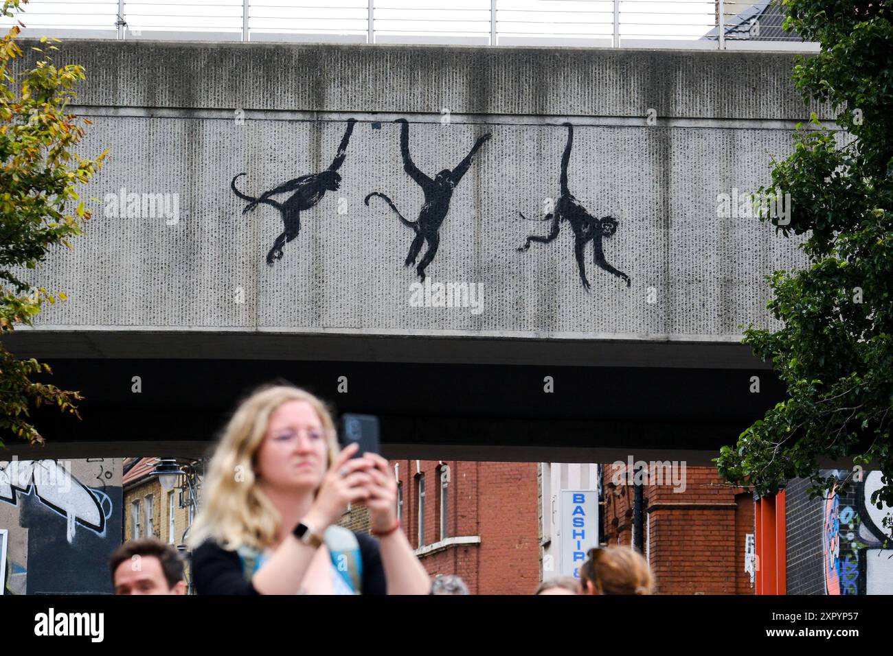Brick Lane, London, UK. 8th Aug 2024. Banksy animal themed art appears ...