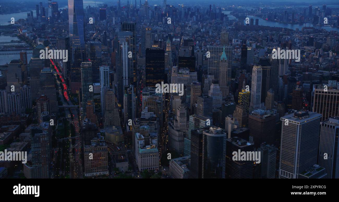 Flying around lower manhattan new hi-res stock photography and images ...