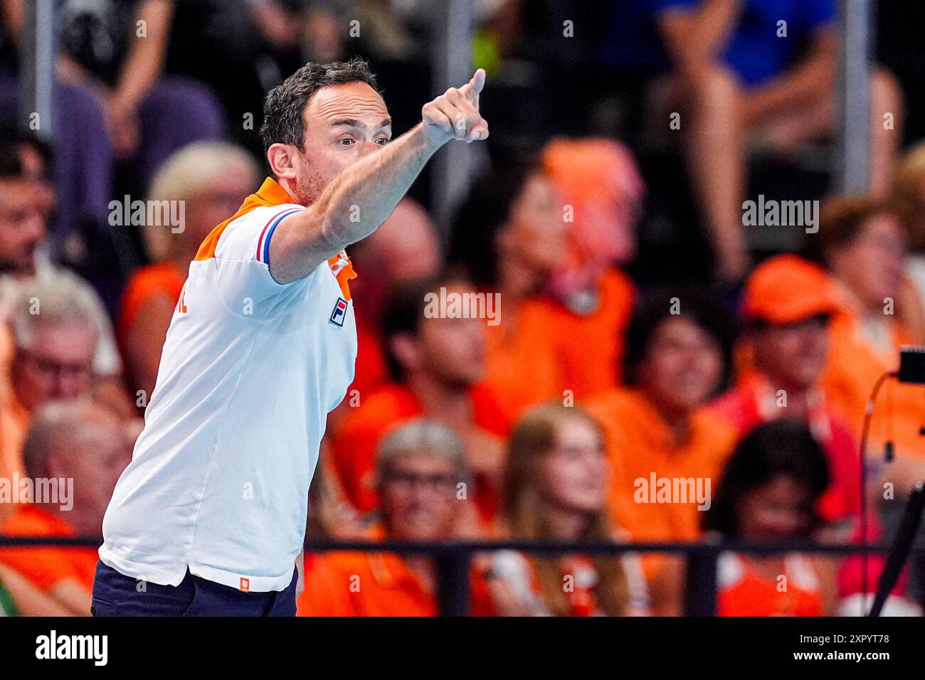 Paris, France. 08th Aug, 2024. PARIS, FRANCE - AUGUST 8: Head Coach Eva ...