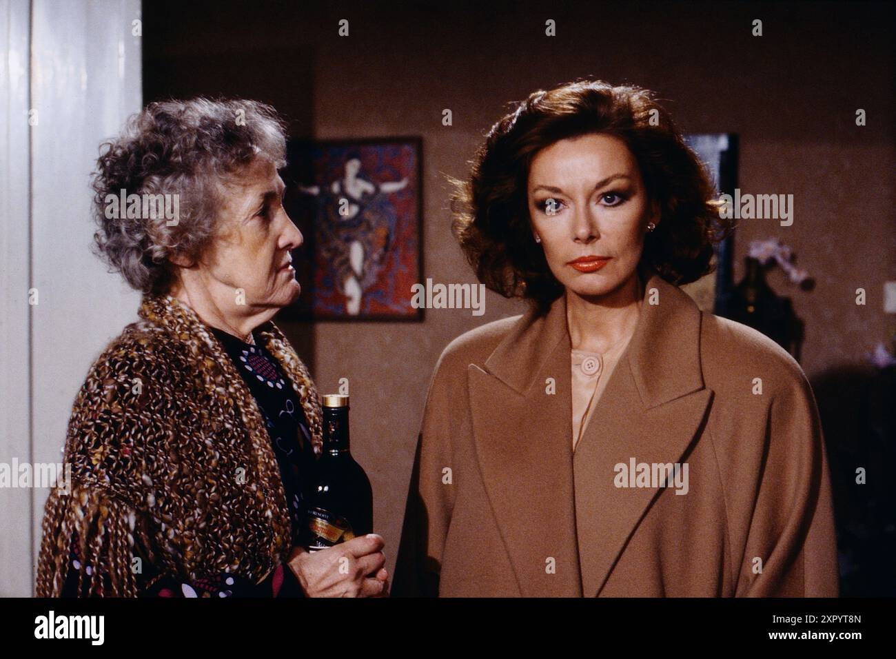 Derrick: "Judith" (Folge 185), ZDF Krimiserie, Deutschland 1990, Regie ...