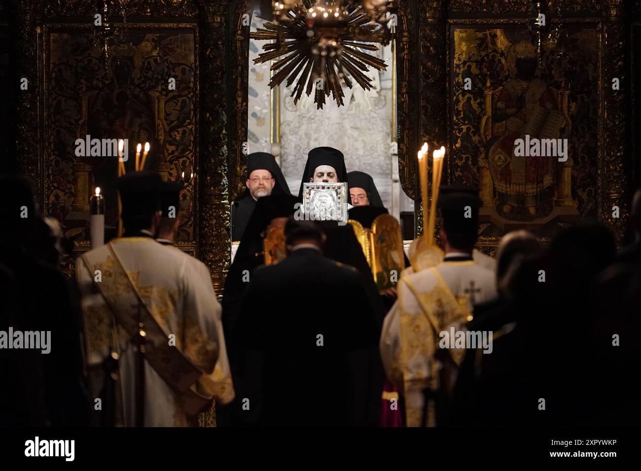 ISTANBUL, TURKIYE - MAY 04, 2024: Celebration of Easter in Ecumenical Patriarchate of ...