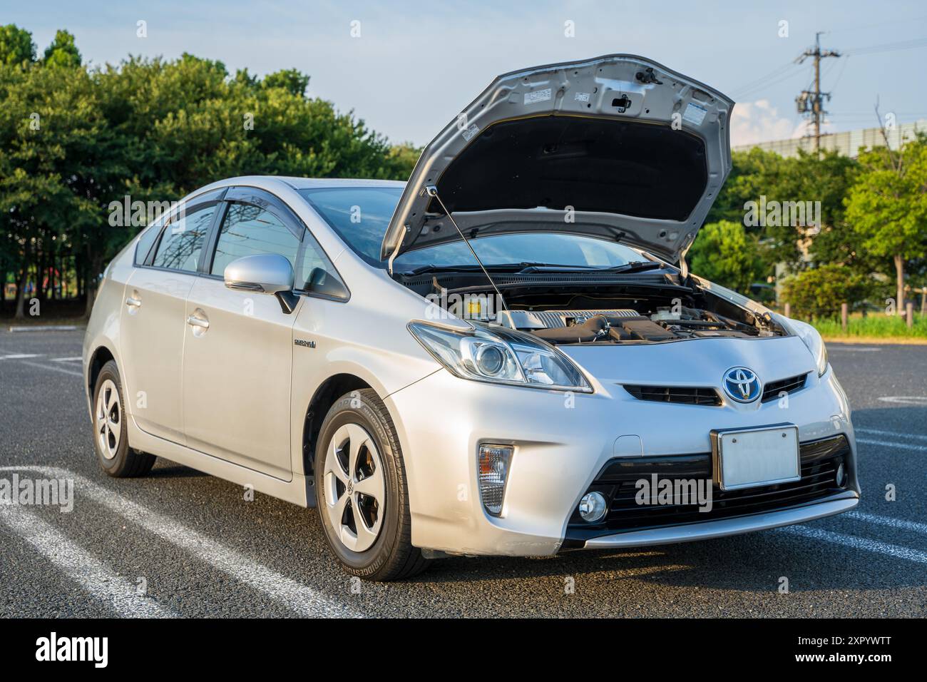 Car Photography Silver Toyota Prius Stock Photo - Alamy