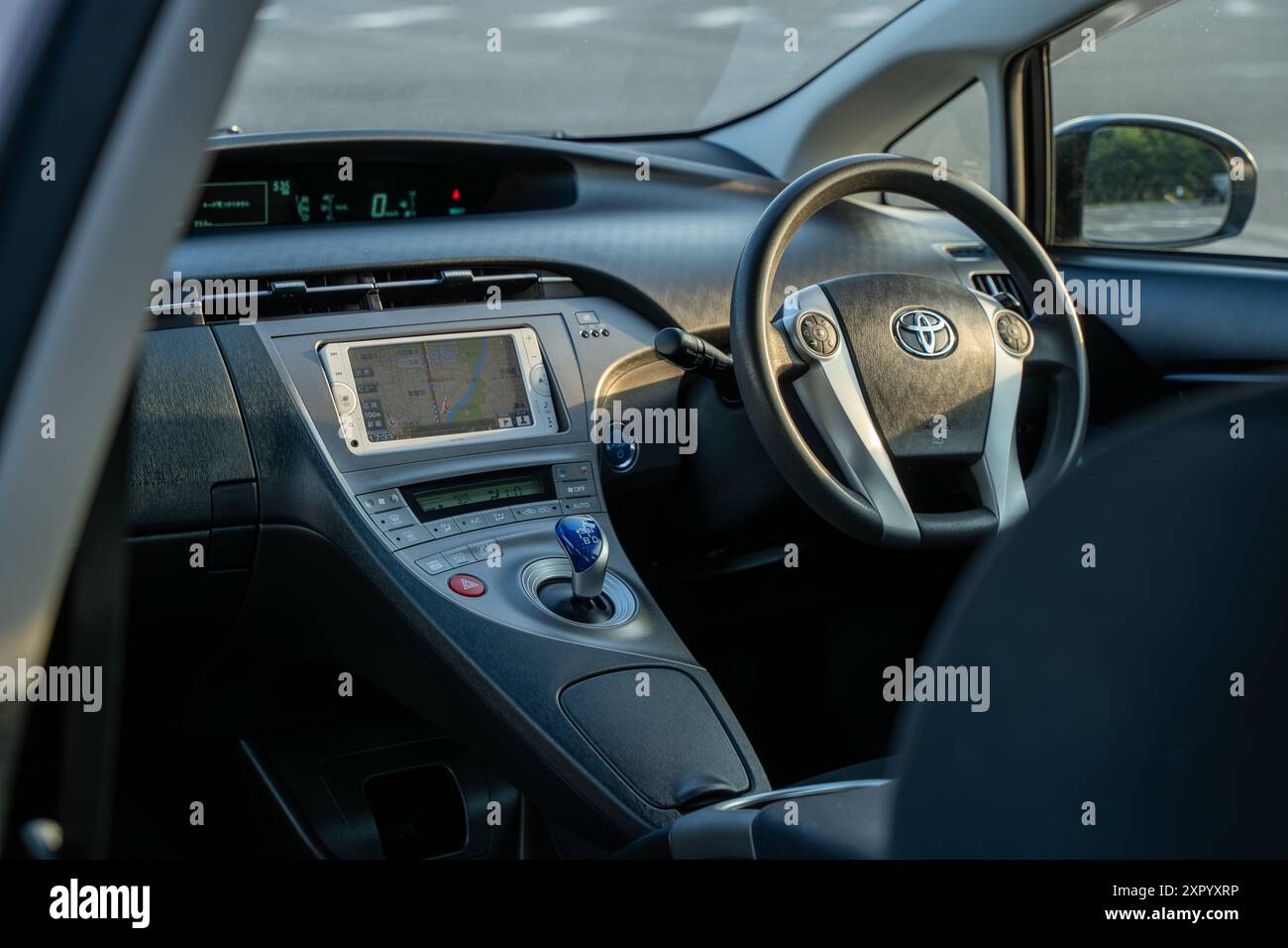 Car Photography Silver Toyota Prius Stock Photo - Alamy