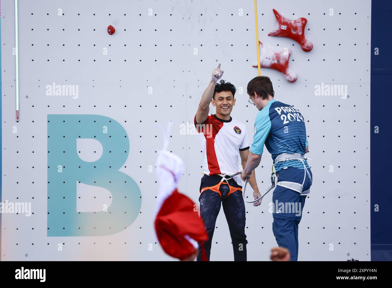 LEONARDO Veddriq of Indonesia Climbing Men's Speed, Final during the ...