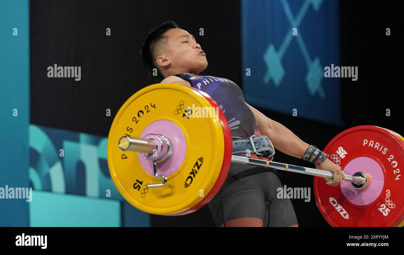 Elreen Ann Ando of the Philippines competes during the women's 59kg ...