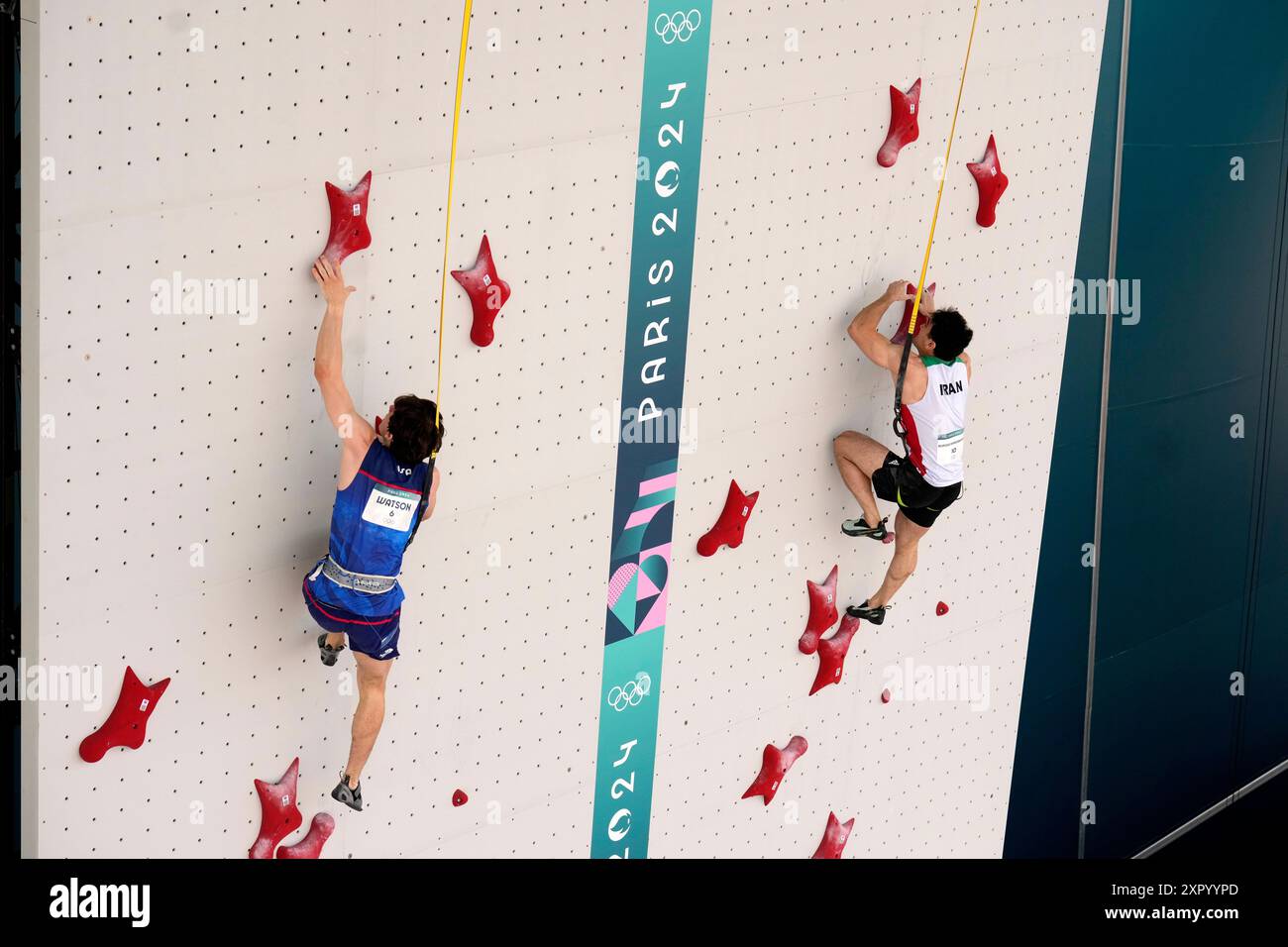 Sam Watson of the United States, left, and Reza Alipour Shenazandifard ...