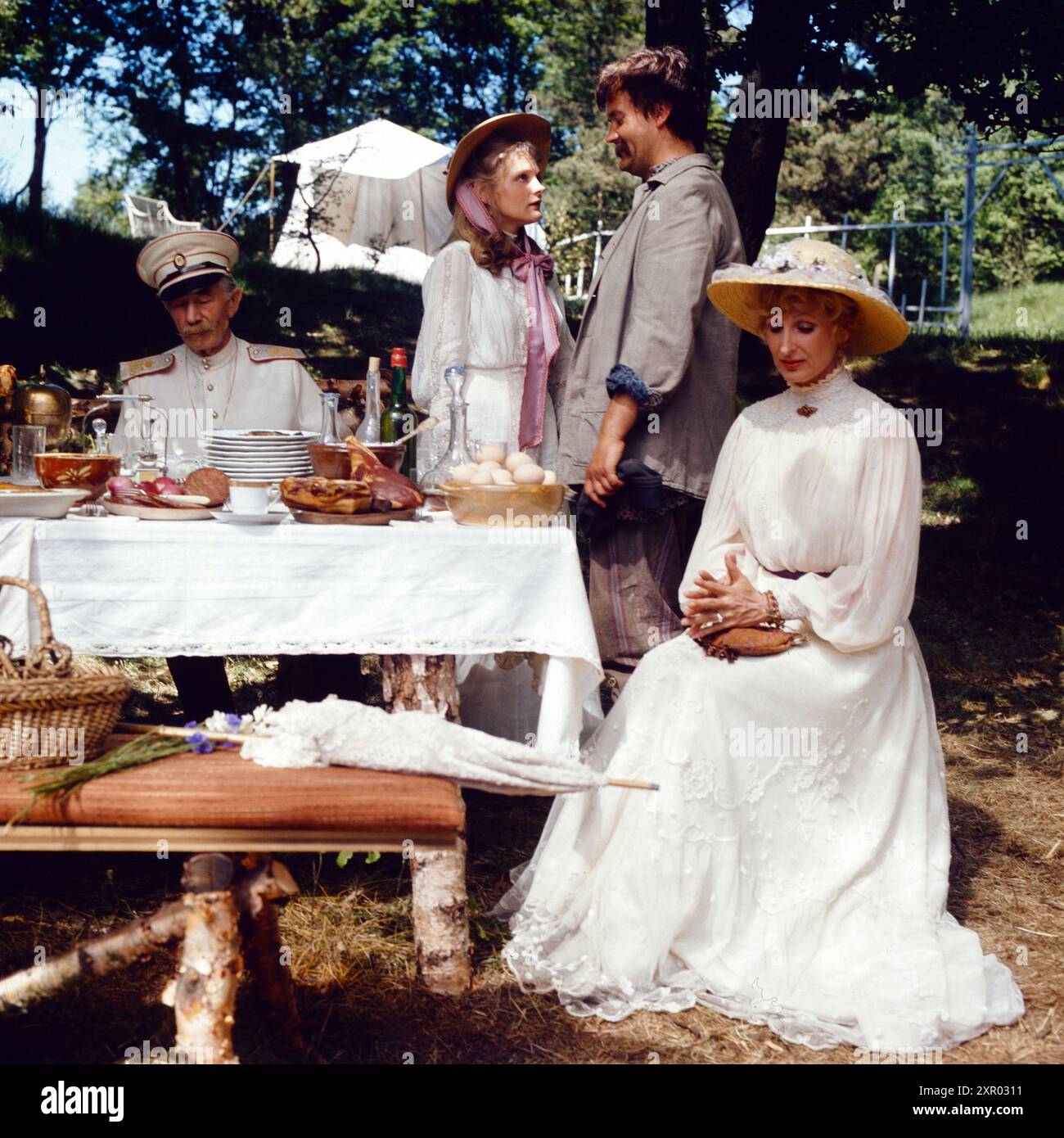 Feinde, TV-Spielfilm, Deutschland 1975, Regie: Frank Guthke, Darsteller ...