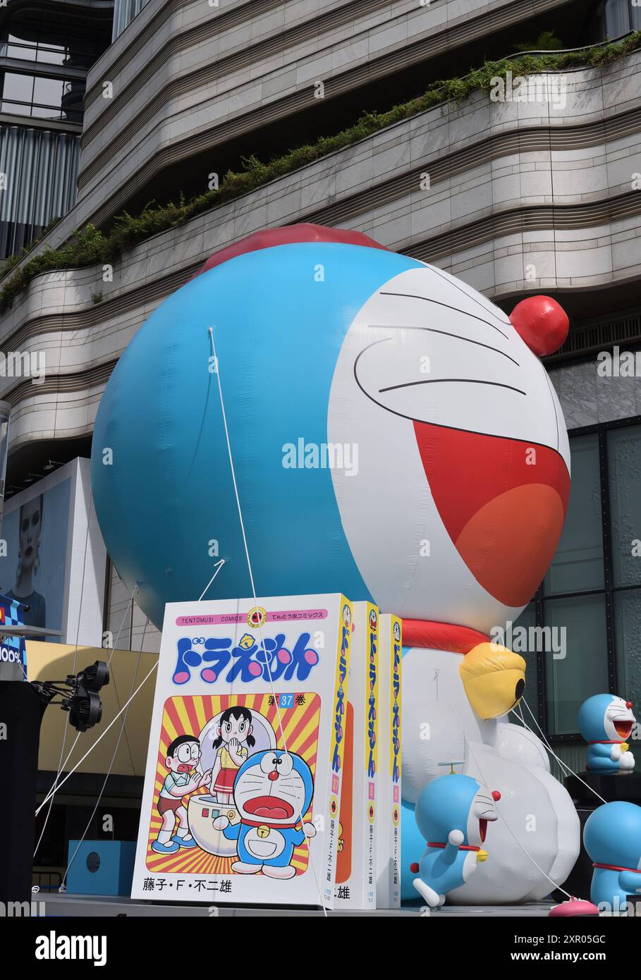 Doraemon hi-res stock photography and images - Alamy