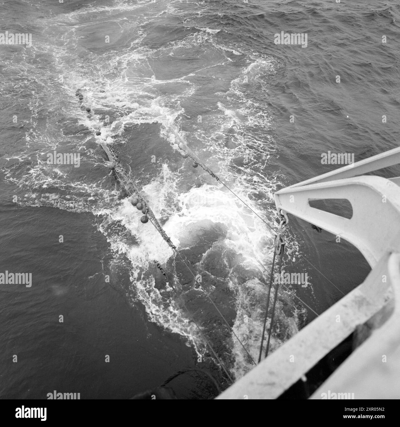 Current 17-7-1968 : Where vessels can float... Aktuell was on the ...