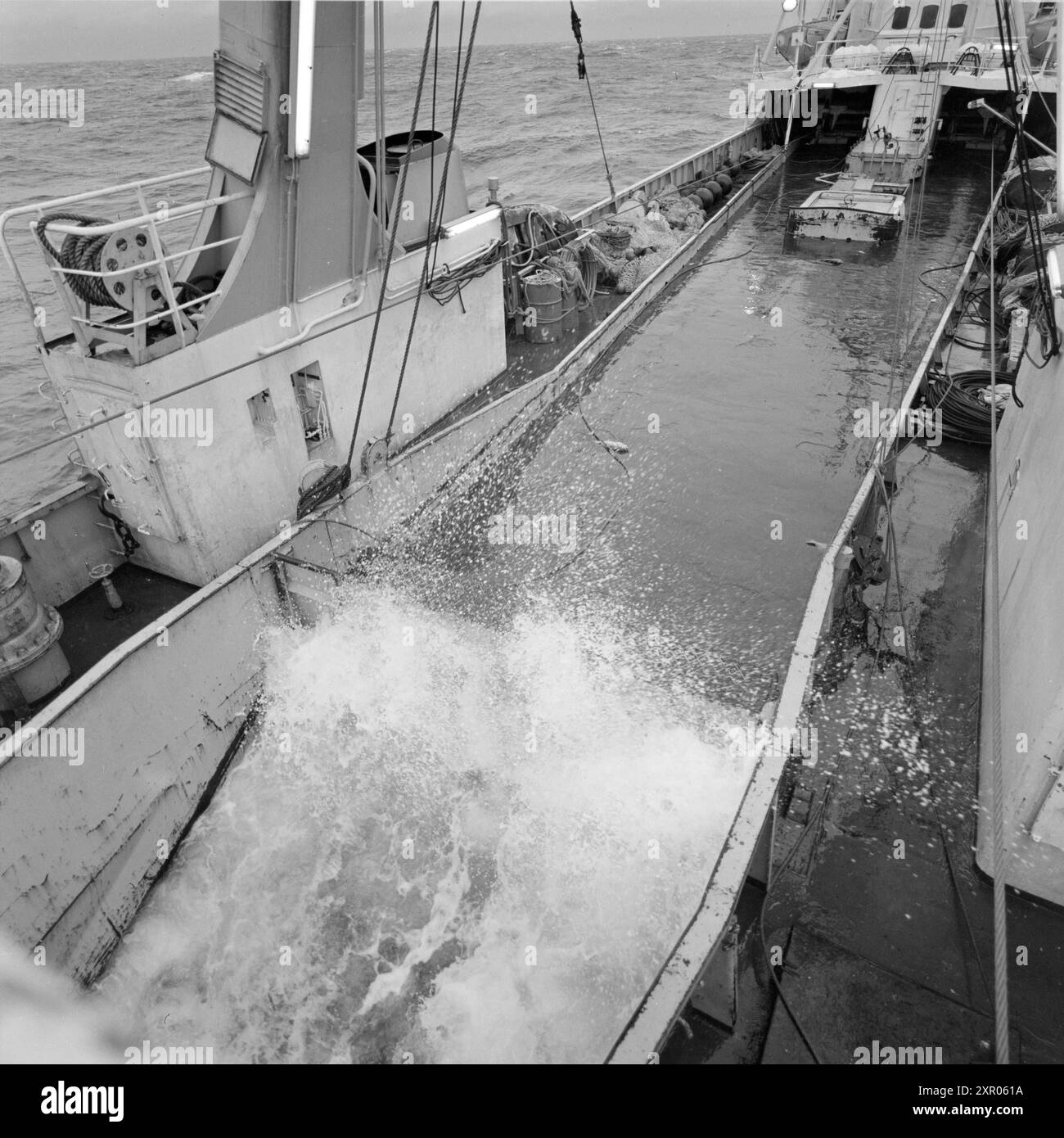 Current 17-7-1968 : Where vessels can float... Aktuell was on the ...